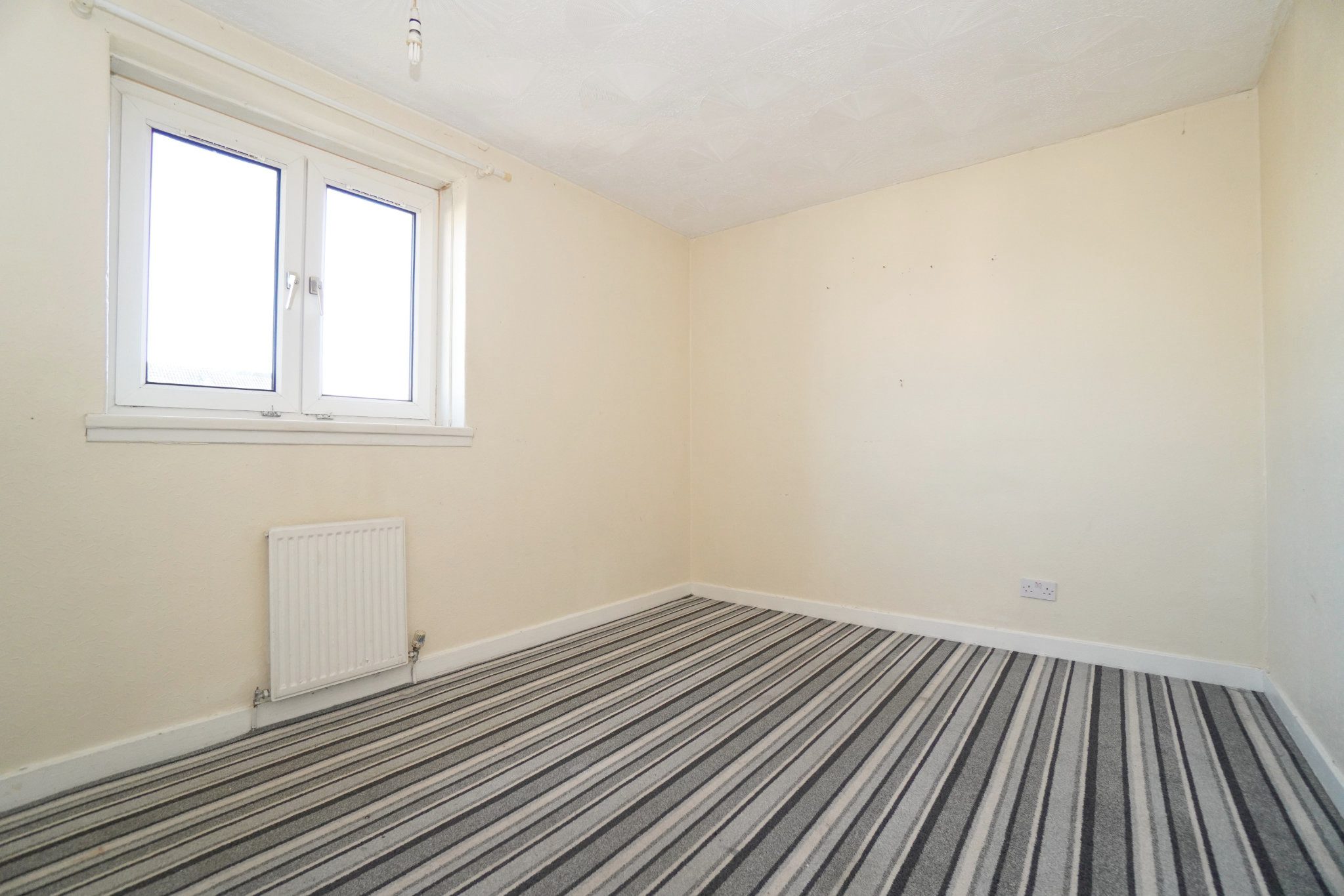 Flat 2/1 21 Gask Place - McHugh Estate Agents