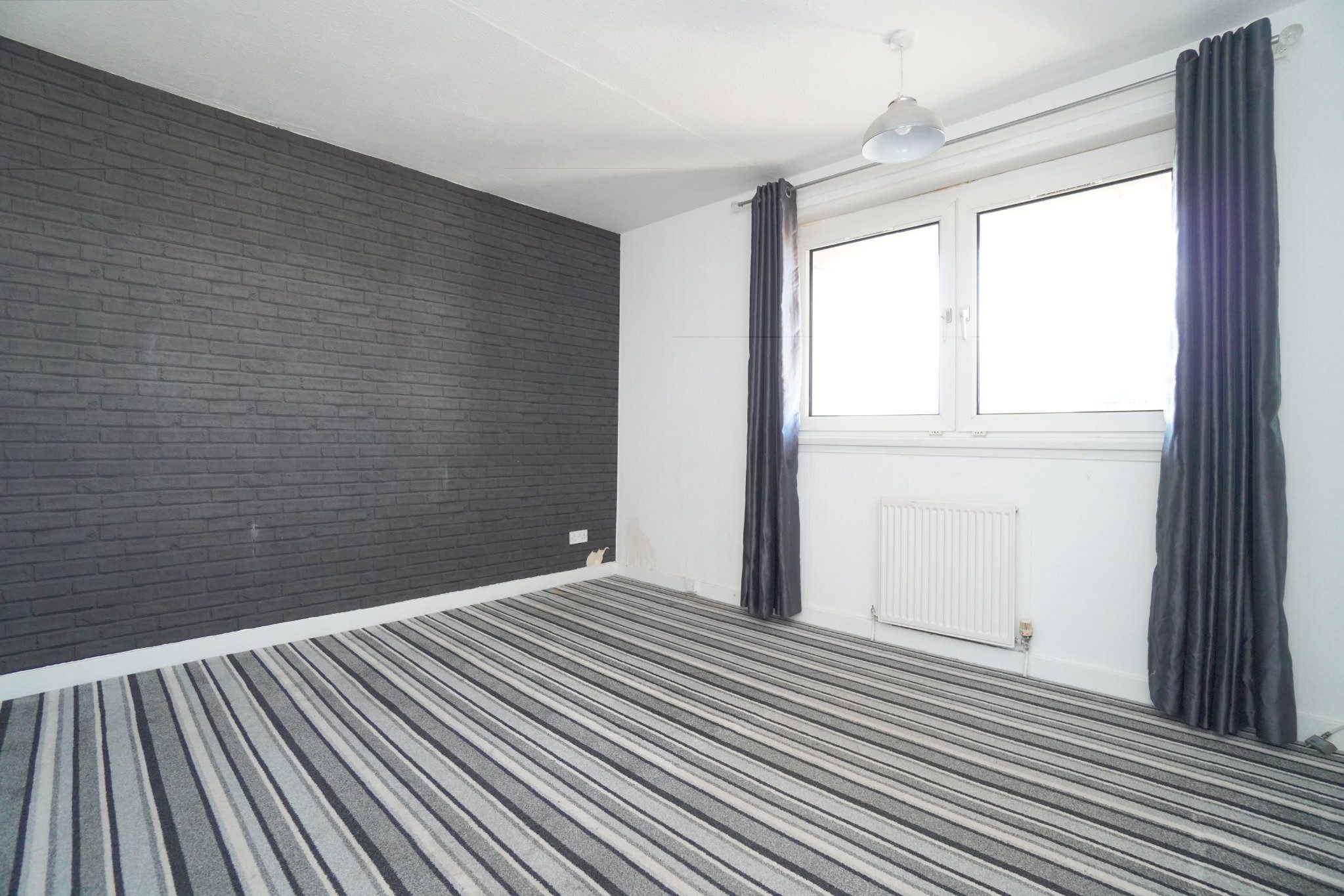 Flat 2/1 21 Gask Place - McHugh Estate Agents