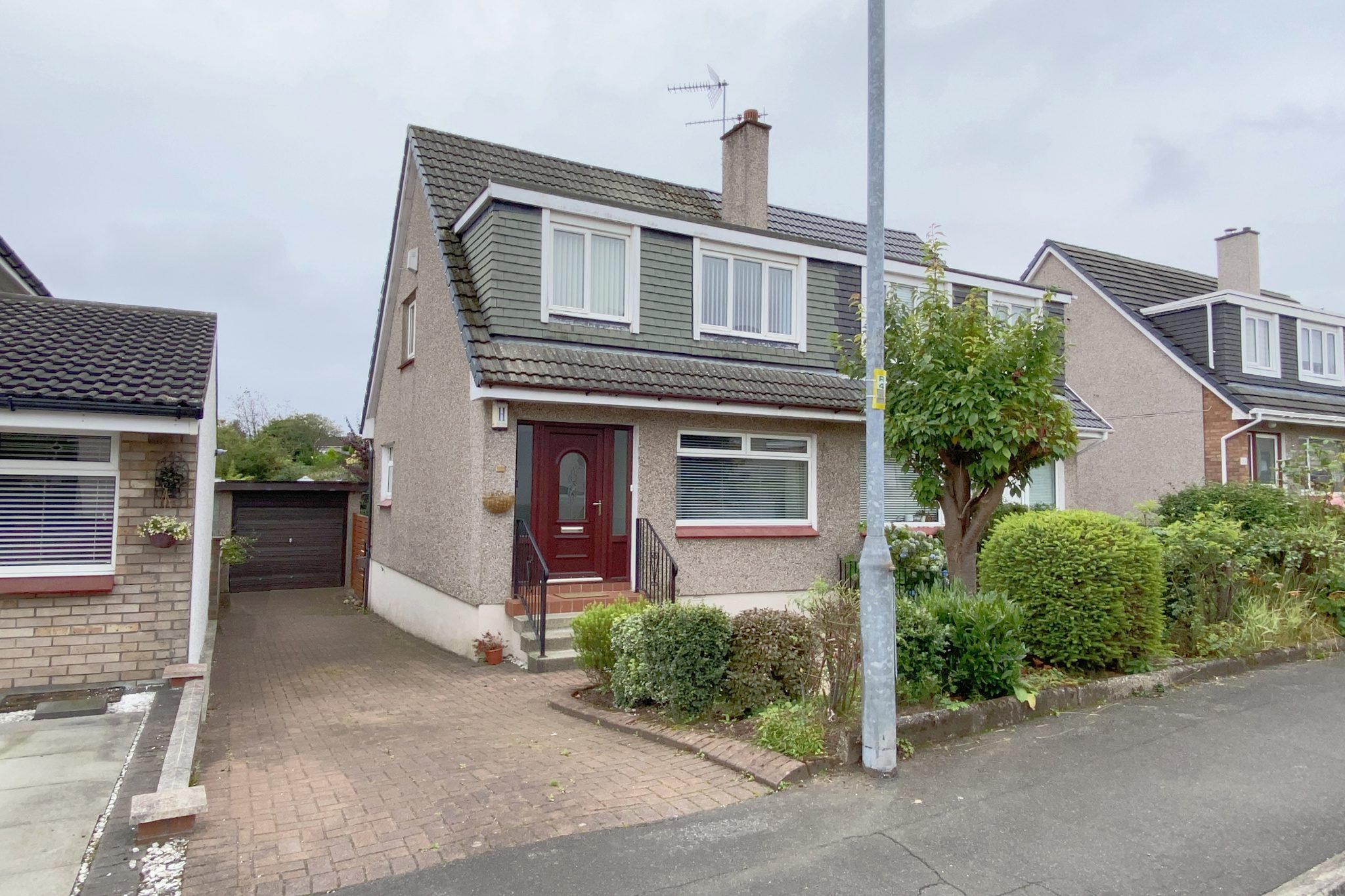 19 Hillcrest Avenue, Hardgate - McHugh Estate Agents