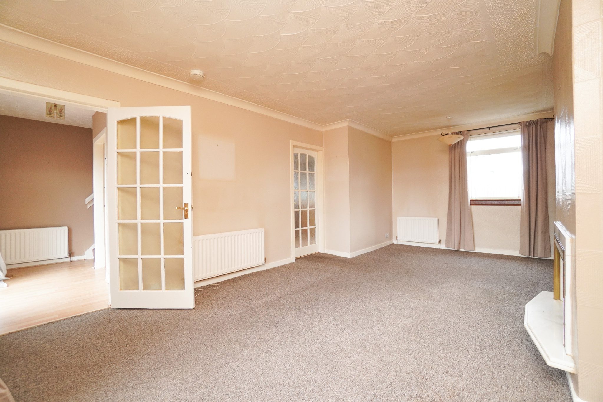 6 Kilbowie Road, Hardgate - McHugh Estate Agents