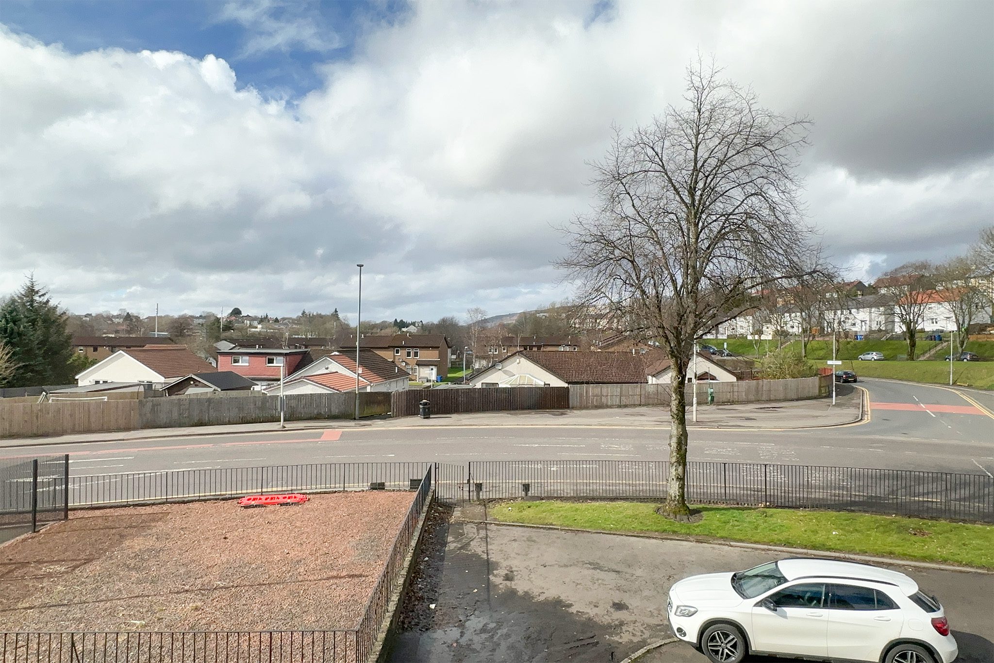 6 Kilbowie Road, Hardgate - McHugh Estate Agents