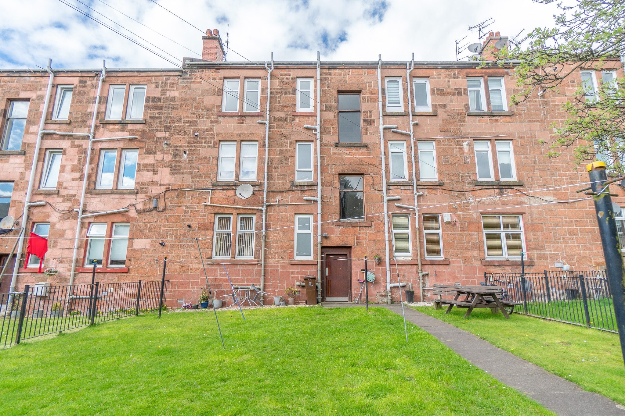 2/1 3 Gavinburn Place, Old Kilpatrick - McHugh Estate Agents