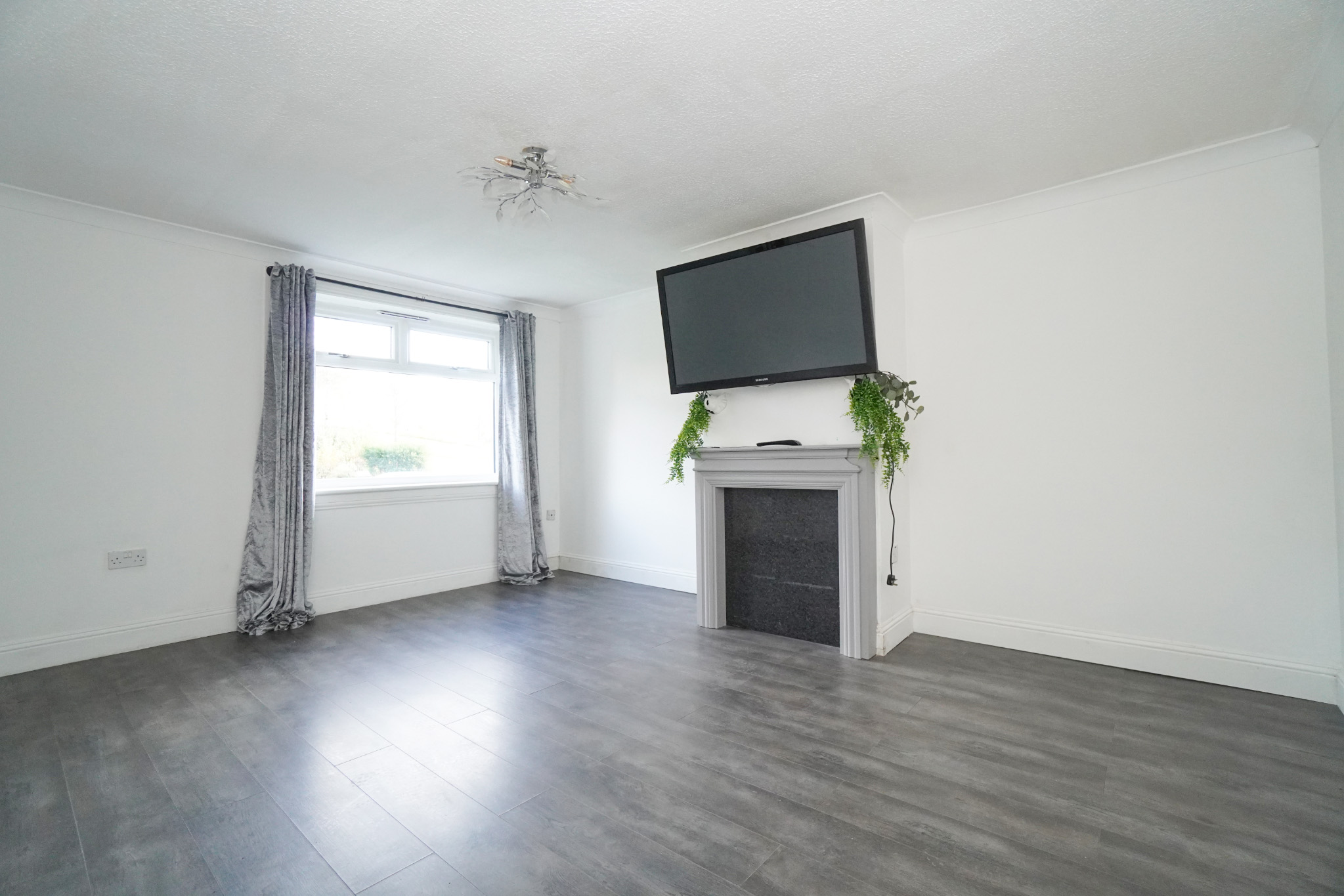 5A Douglas Muir Road, Faifley - McHugh Estate Agents