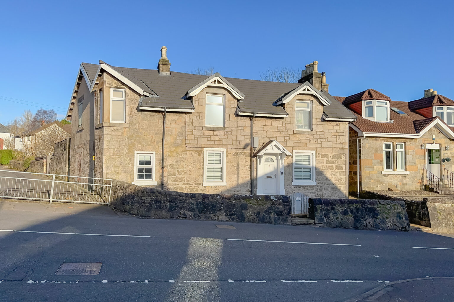 Lechkin, Cochno Road, Hardgate - McHugh Estate Agents